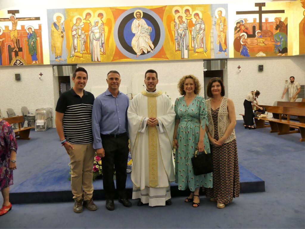 El torrentino Pablo Andreu se ordena sacerdote y celebra su primera ...