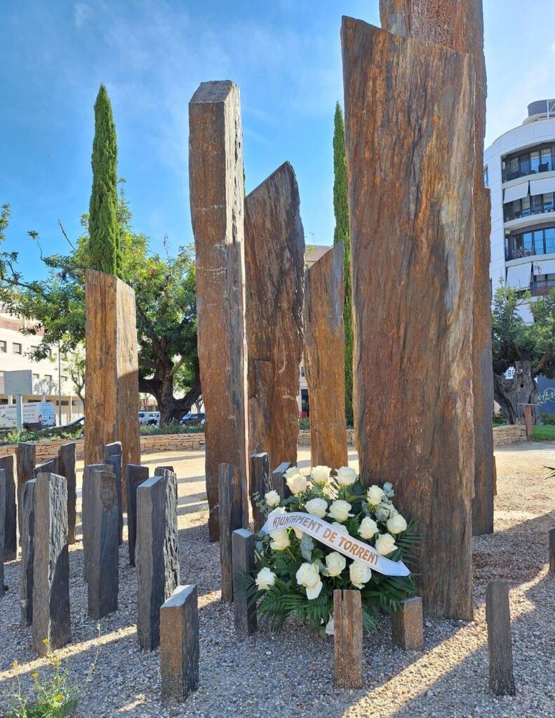 Torrent recuerda a los fallecidos en el accidente de metro de Valencia de 2006 | TORRENT AL DÍA